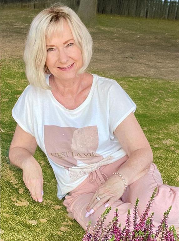 Dame van 60 Zoekt Goed Gezelschap | Vrouw Zoekt Man