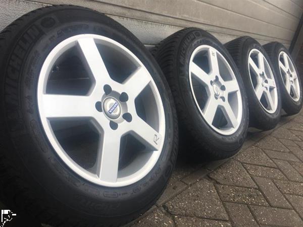 Set 16 Inch VOLVO R-Line Velgen V70 S80 V60 Hybrid Kopen | Banden en Velgen
