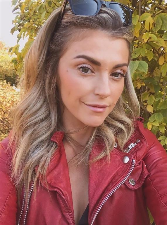 Single Zonder Kids Zoekt Leuke Man | Vrouw Zoekt Man