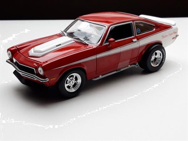 Modelauto Chevrolet Vega Dragracing–Autoworld 1:18 Kopen | 1:18