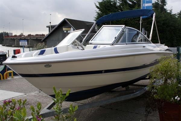 Sportboot - Maxum - 1800 SR3 Bowrider - Bj 2005 Kopen | Motorboten en ...