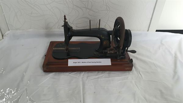 3 Oude Antieke Elna en Singer Naaimachines te Koop Kopen | Naaimachines